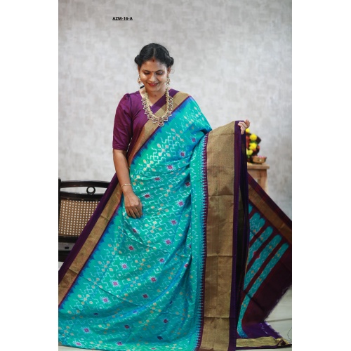 Elegant weaving Motiffs throughout the Body Comes with Contrast Ethnic ...